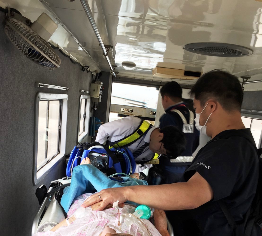 Overseas transportation | Private EMS: emergency medical services ...